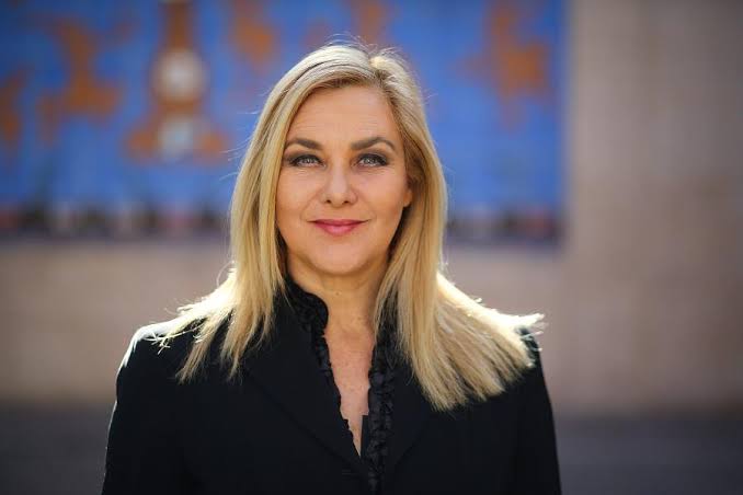 Pamela Jiles: Análisis de su Impacto Político y Controversias Recientes